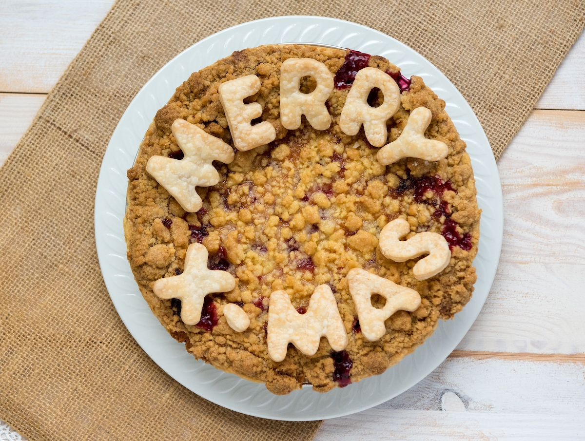 Our Favorite Gift-Giving Ideas - Grand Traverse Pie Company